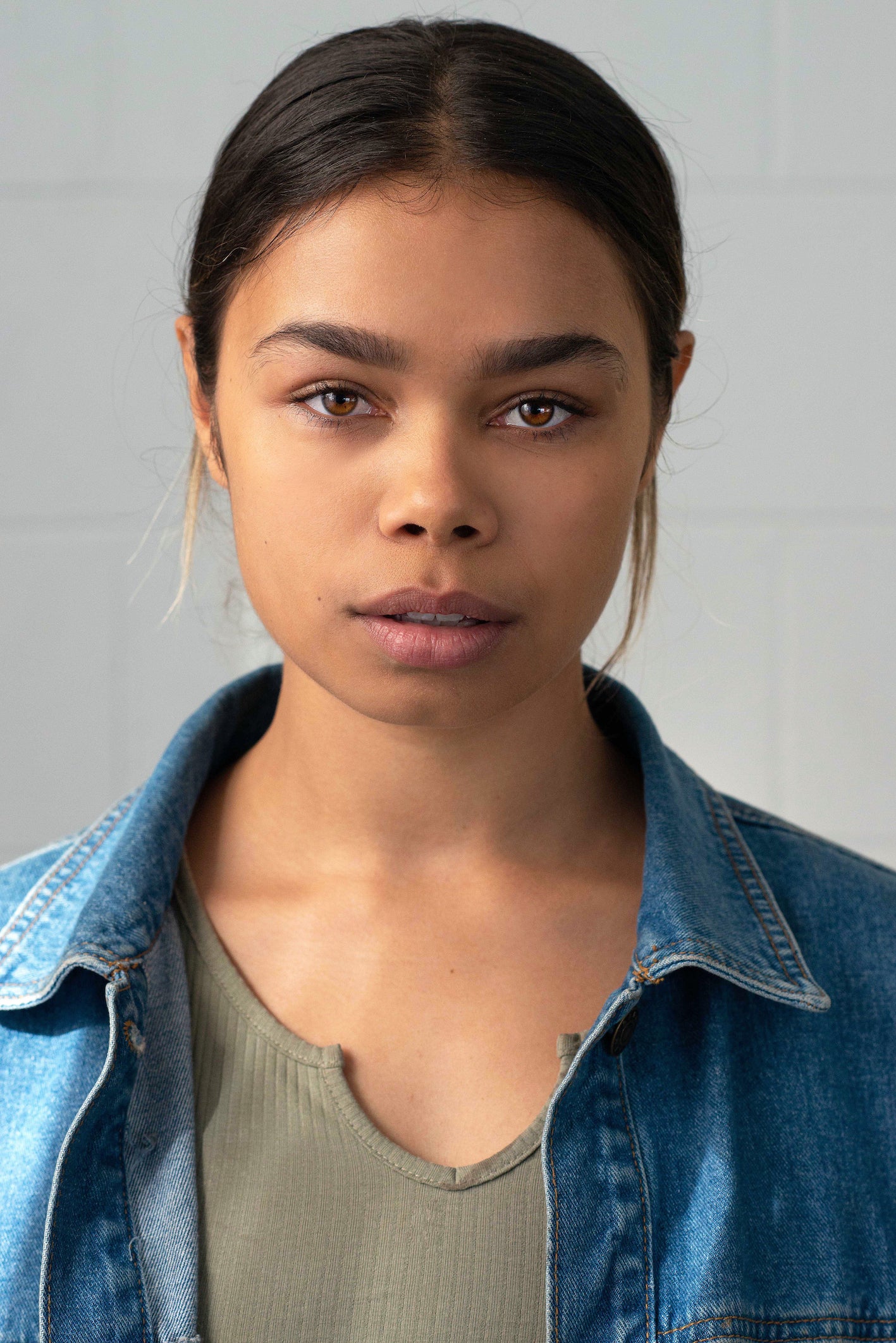 Sarah Clark – Adelaide Artist Management